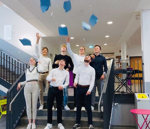 Abschluss der Business-Akademie 2022/2023
