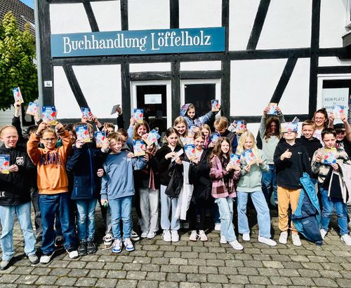 Welttag des Buches: Die Klasse 5d entdeckt die Welt der Bücher